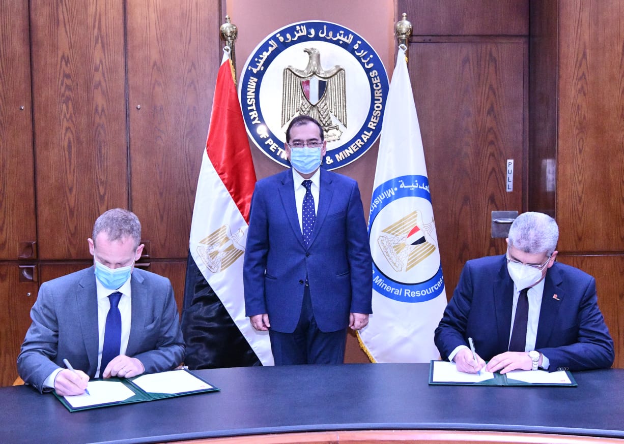 Petrojet, TR Sign MoU to Manufacture Heat Transfer Equipment in Egypt ...