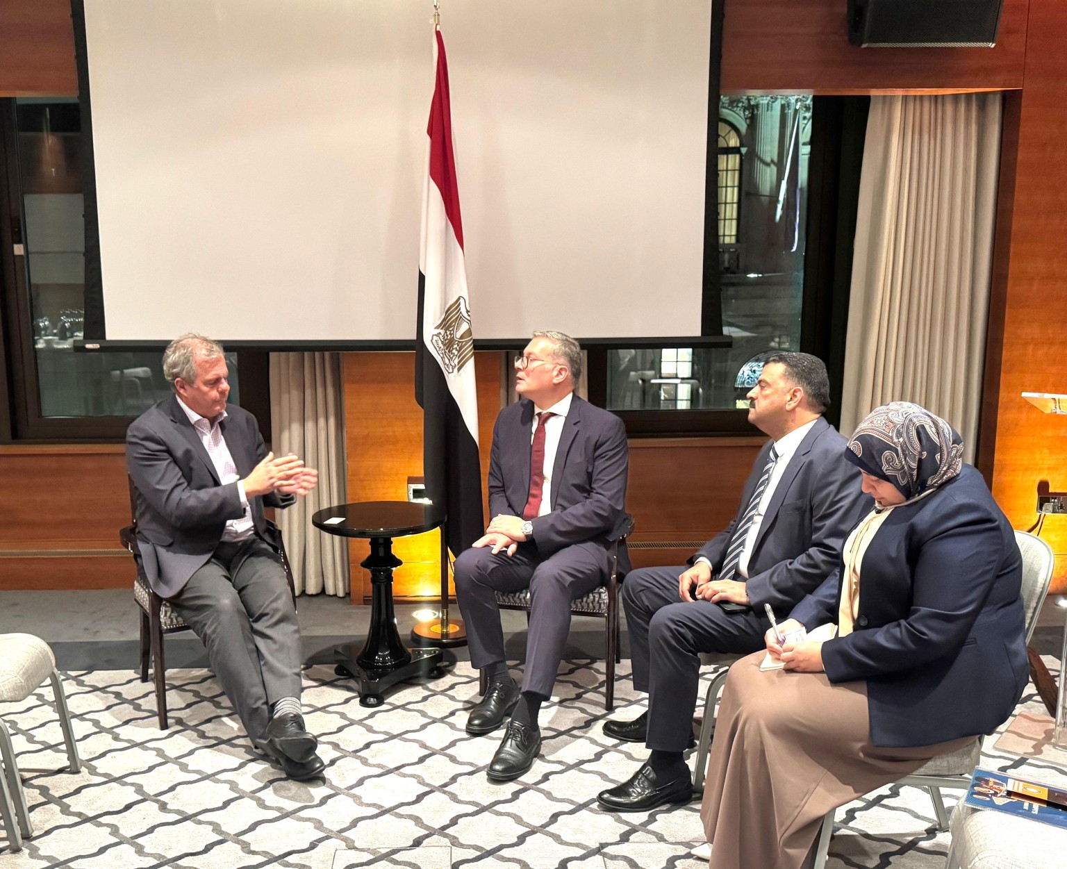 Egypt Discusses Mining Financing with EBRD, Deutsche Bank in London | Egypt Oil & Gas